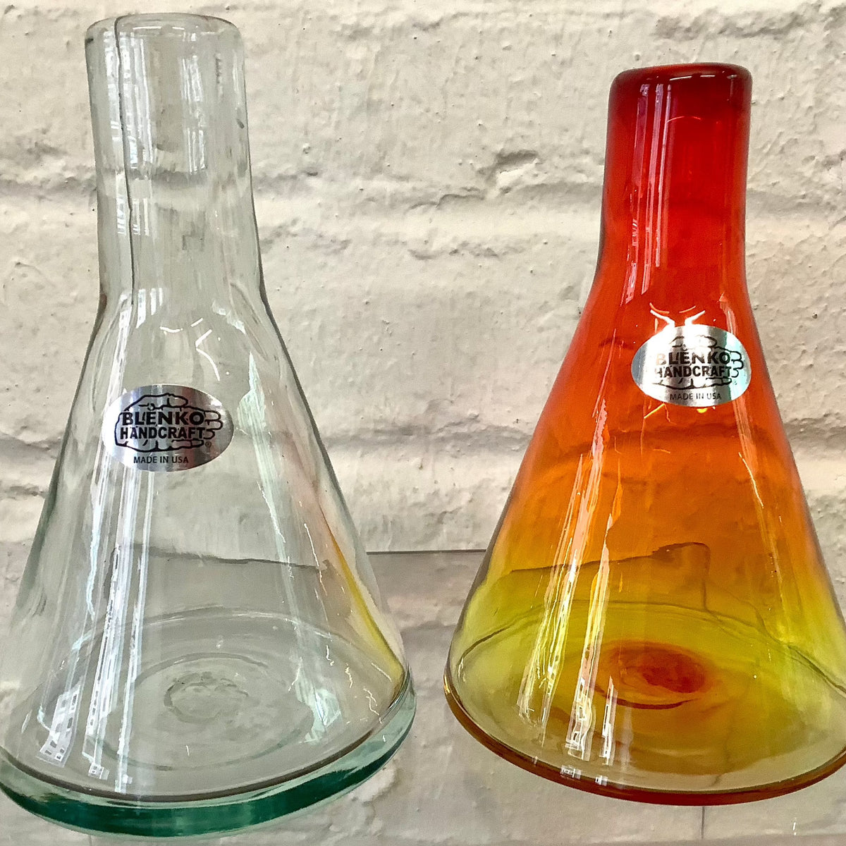 Beaker Bud Vase from Blenko Glass – The Wheeling Artisan Center Shop
